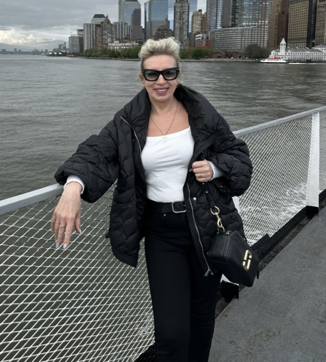Marina, 57, Нью-Йорк - "РусДэйт"