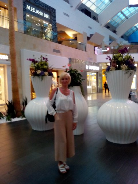 Marina, 57, Калабасас - "РусДэйт"